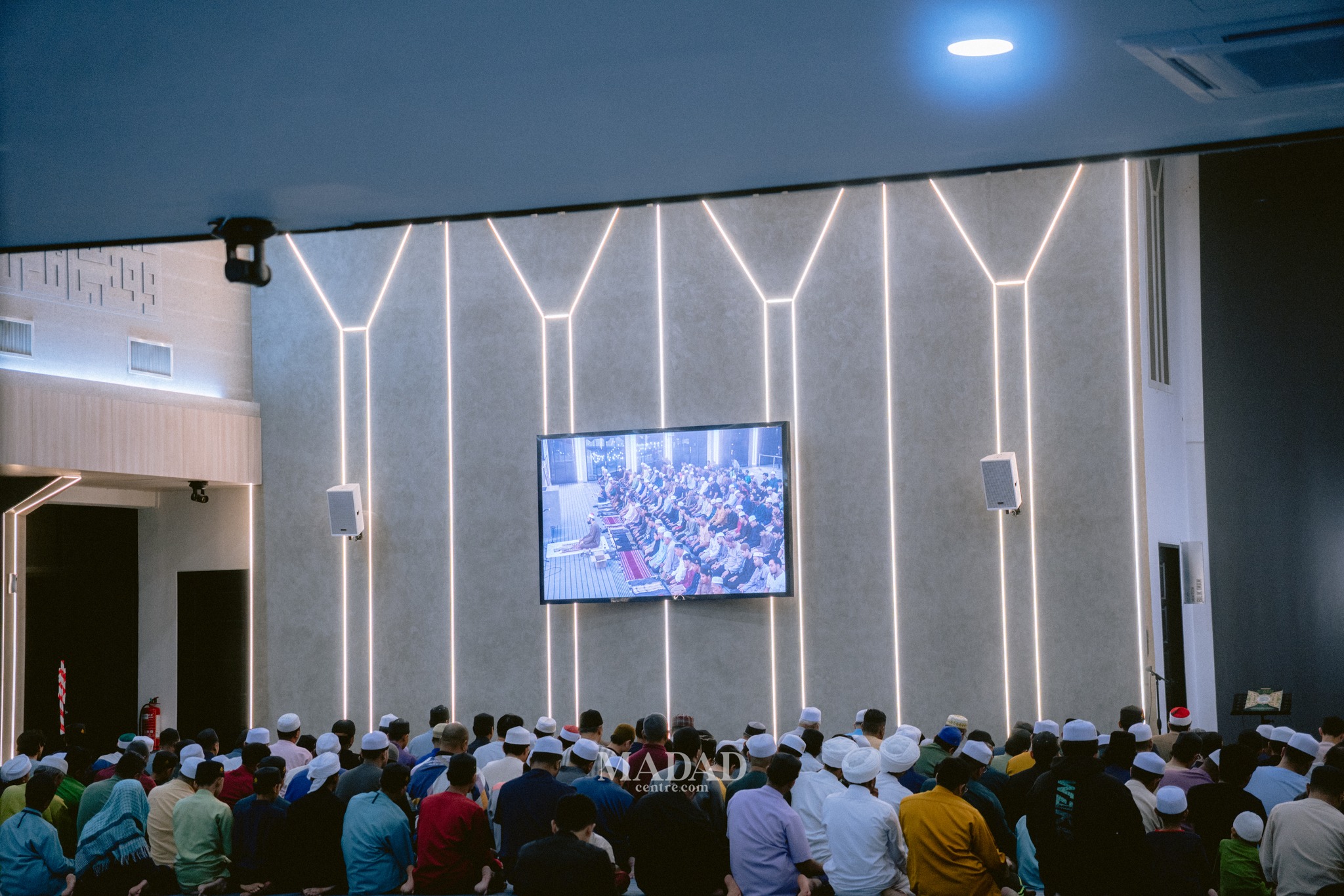 Kenangan Indah di Masjid Madad: Bacaan Sheikh Amir dan Kebersamaan ...